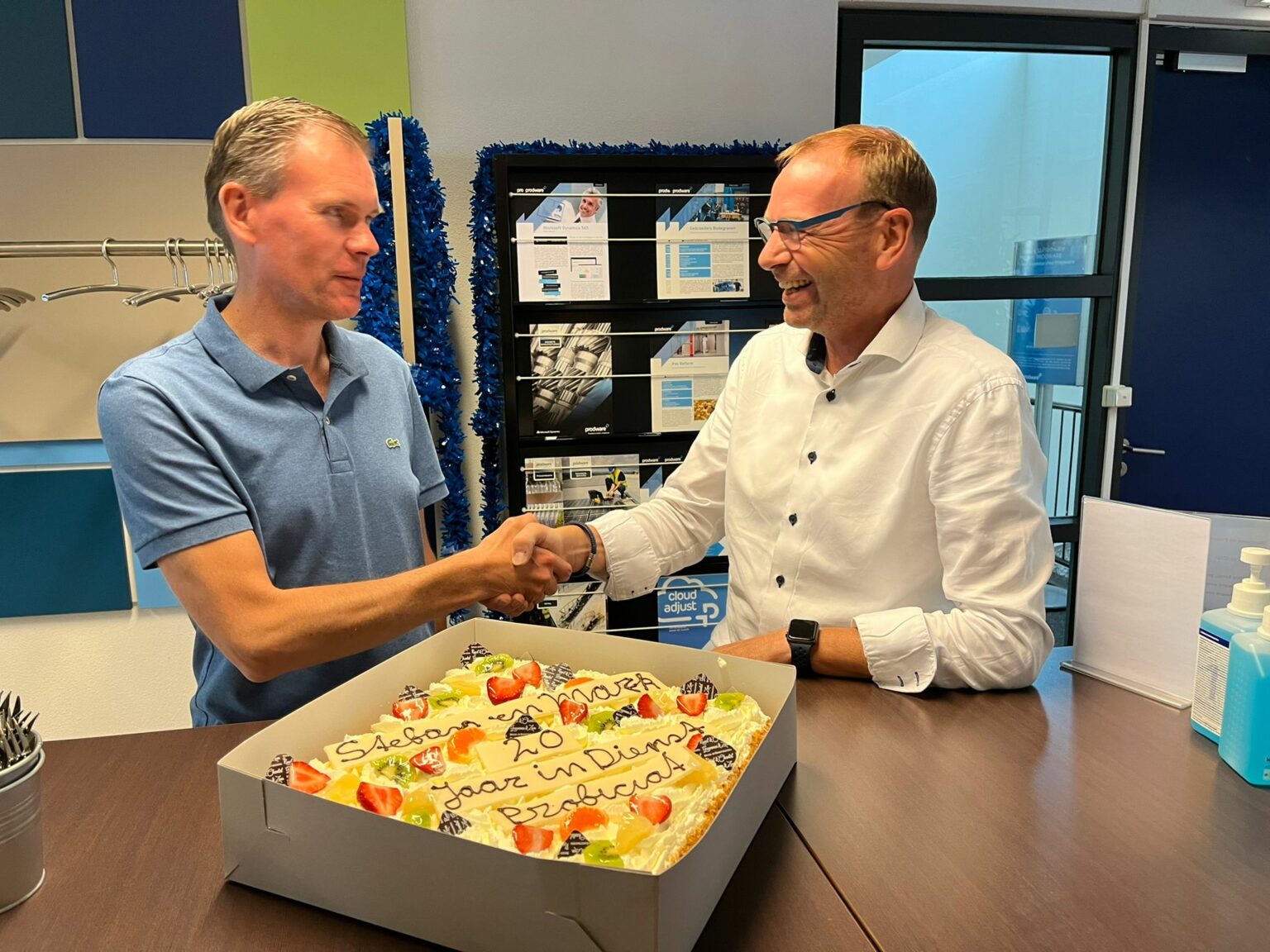 Collega's Marc Gunther en Stefan Mossel 20 jaar in dienst in Prodware