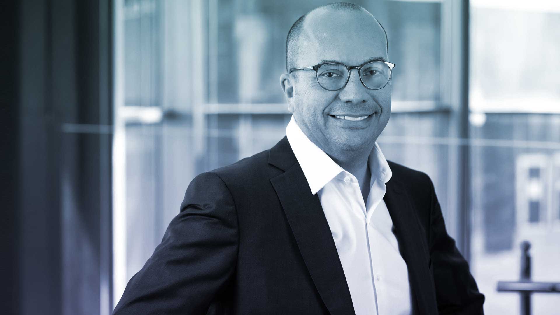 Alain Conrard releases Taking the Plunge! A Different Take on Innovation